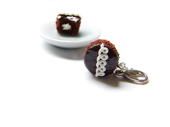 Swirl Chocolate Cream Cupcake Charm – Sucre Sucre Miniatures